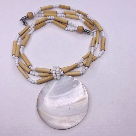 Unbranded | Jewelry | Shell Pendant Necklace Wood Bead White Seed ...